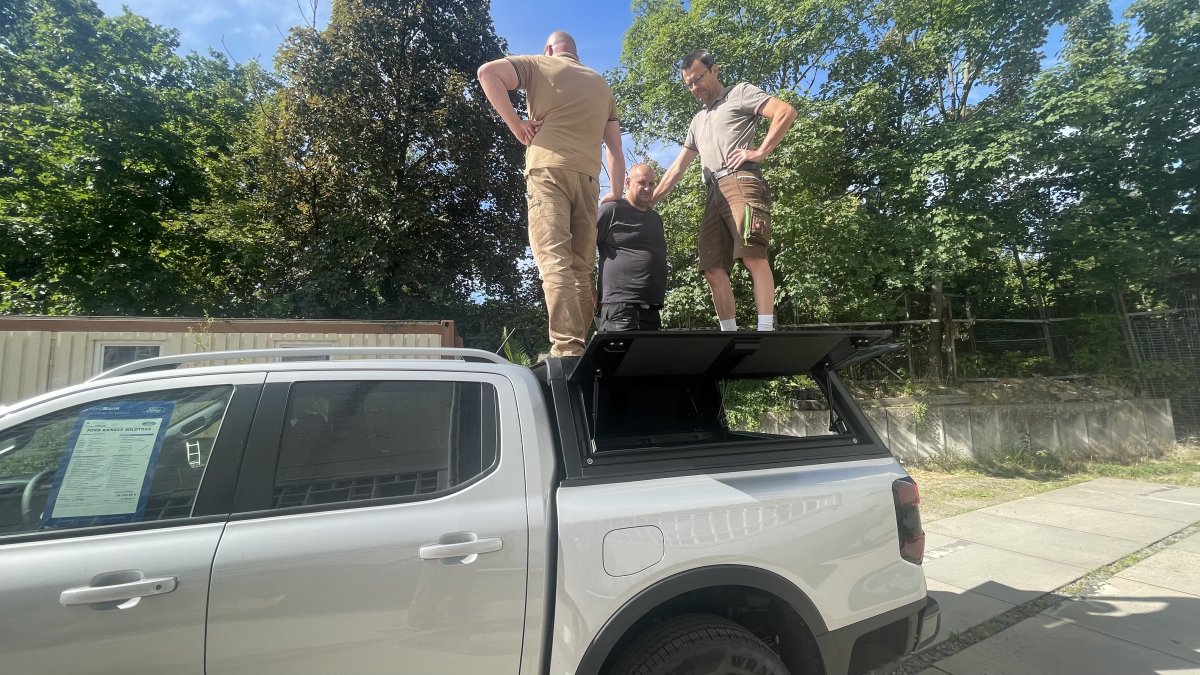 FORD RANGER D-CAB FROM 2023 MODULAR ALUMINIUM HARDTOP - HARDTOPS ...